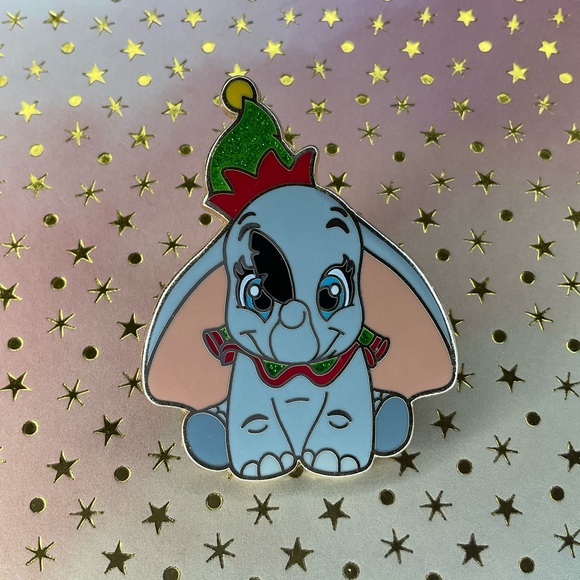 Disney | Accessories | Dumbo The Elephant Christmas Holiday Disney Pin ...